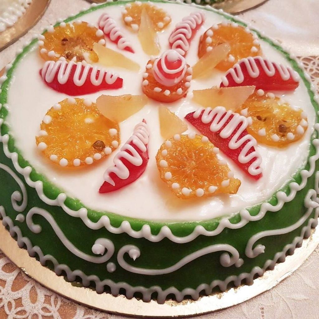 Sfincione (Sicilian Style Pizza) - Sicilian Food Culture